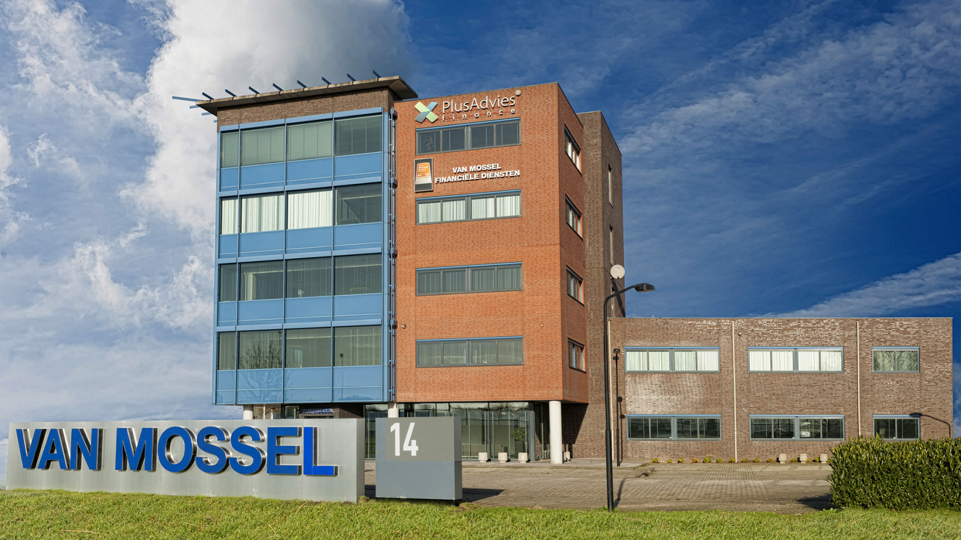 Van Mossel Automotive Groep Slachtoffer Van Wraakactie | Van Mossel ...